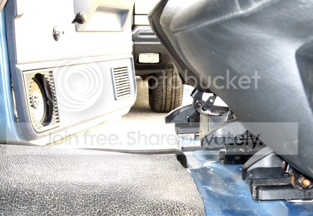 OEM Bucket Seats / Bench Seat Swap? | Dakota Durango Forum